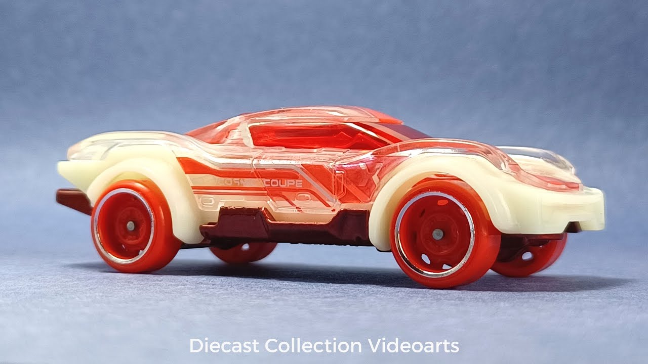 Hot Wheels Cosmic Coupe Review - YouTube