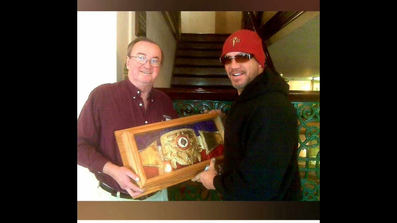 THE RETURN OF THE STOLEN RAZOR RUDDOCK BELT.2009. - YouTube