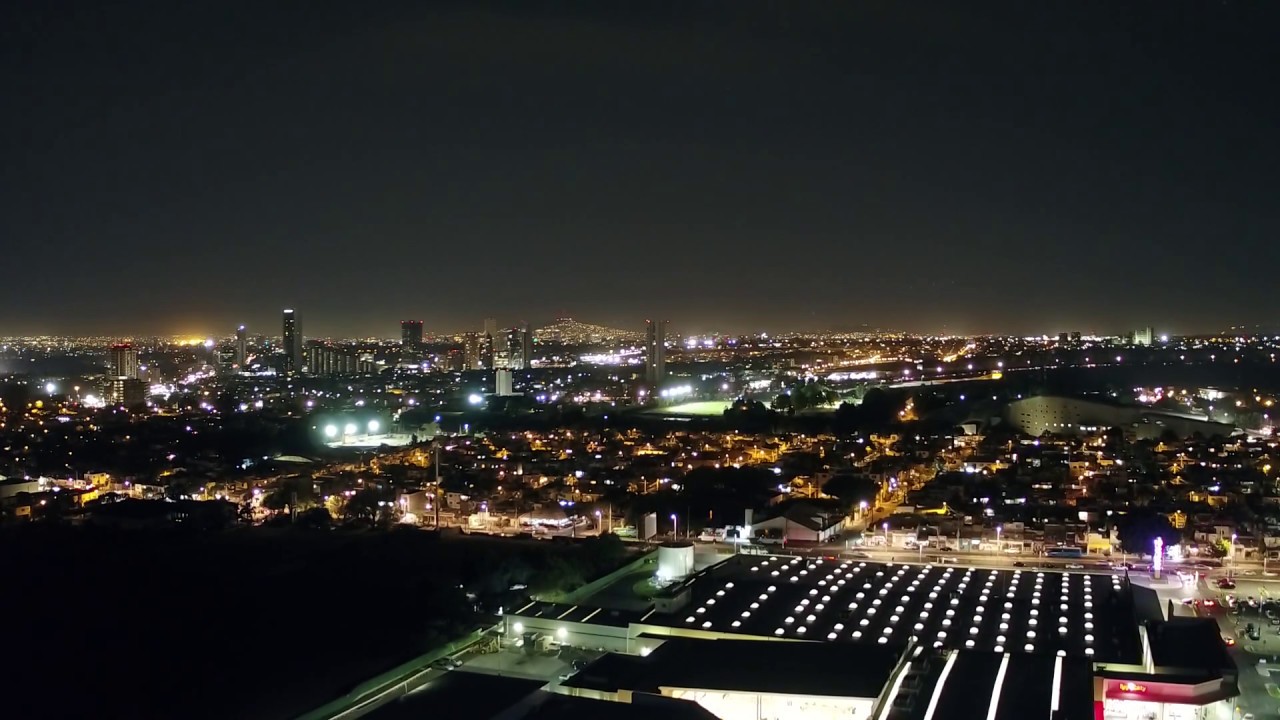 Real View Towers - Noche - YouTube