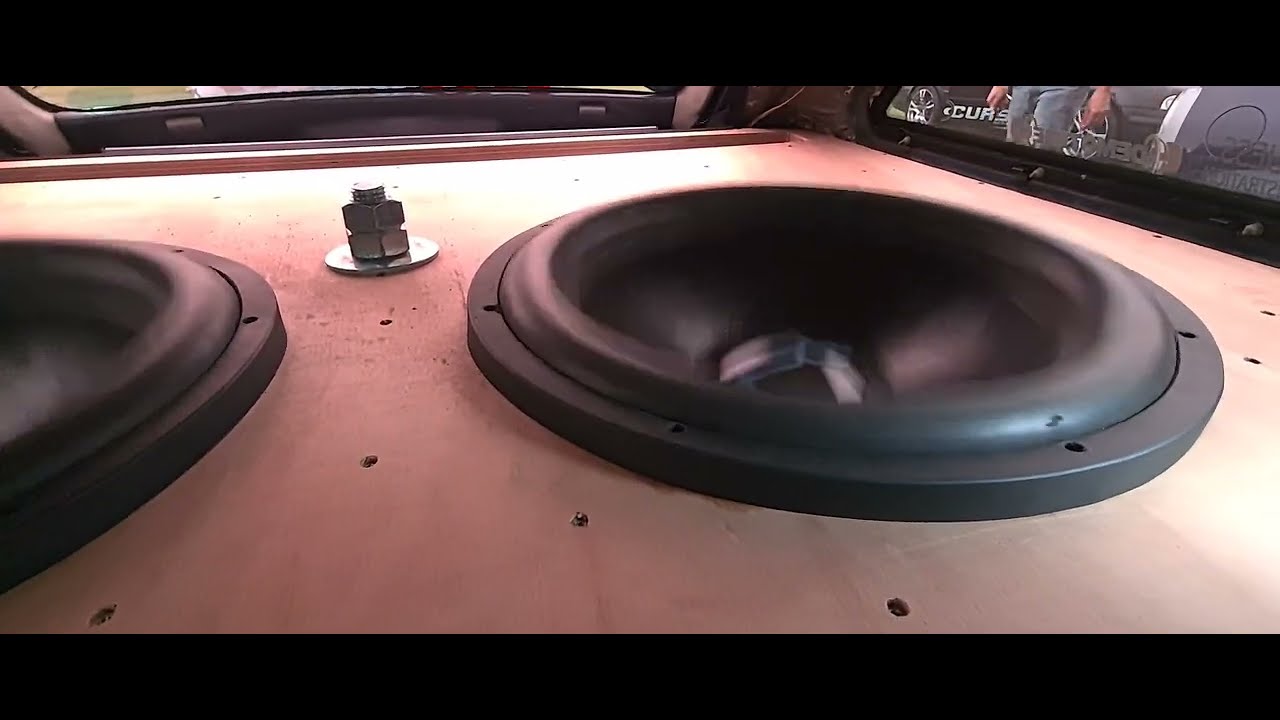 FI Audio neo 3.9 2x in a no wall going hard. - YouTube