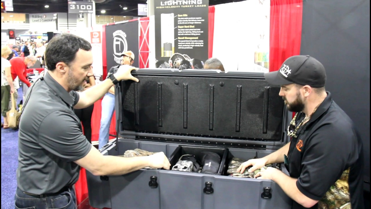 Talking with Bronc Box at the NRA Annual Meeting 2017 - YouTube