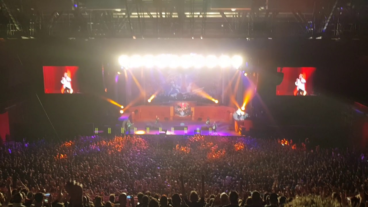 Iron maiden geneve arena - YouTube