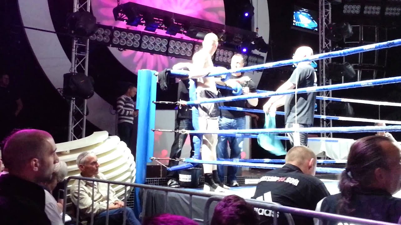 maurice veldhuizen vs ismael gumbs.mp4 - YouTube