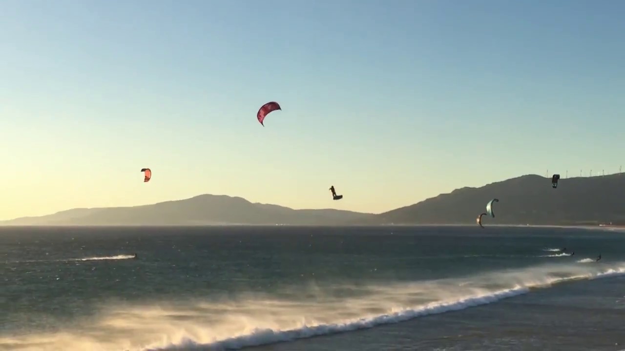 Megaloops and Kitesurfing tarifa spain kiteboarding - YouTube