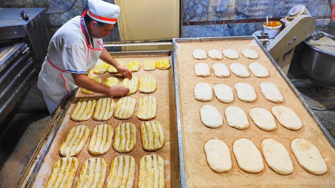 Non-Stop Baking! Baking Iranian Bread 👌 Cooking Barbari Bread in ...
