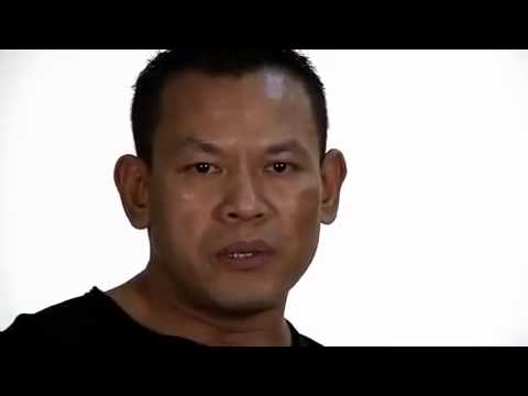 Paralyzed body builder Kris Dim IFBB Pro Walking, squatting, and leg ...