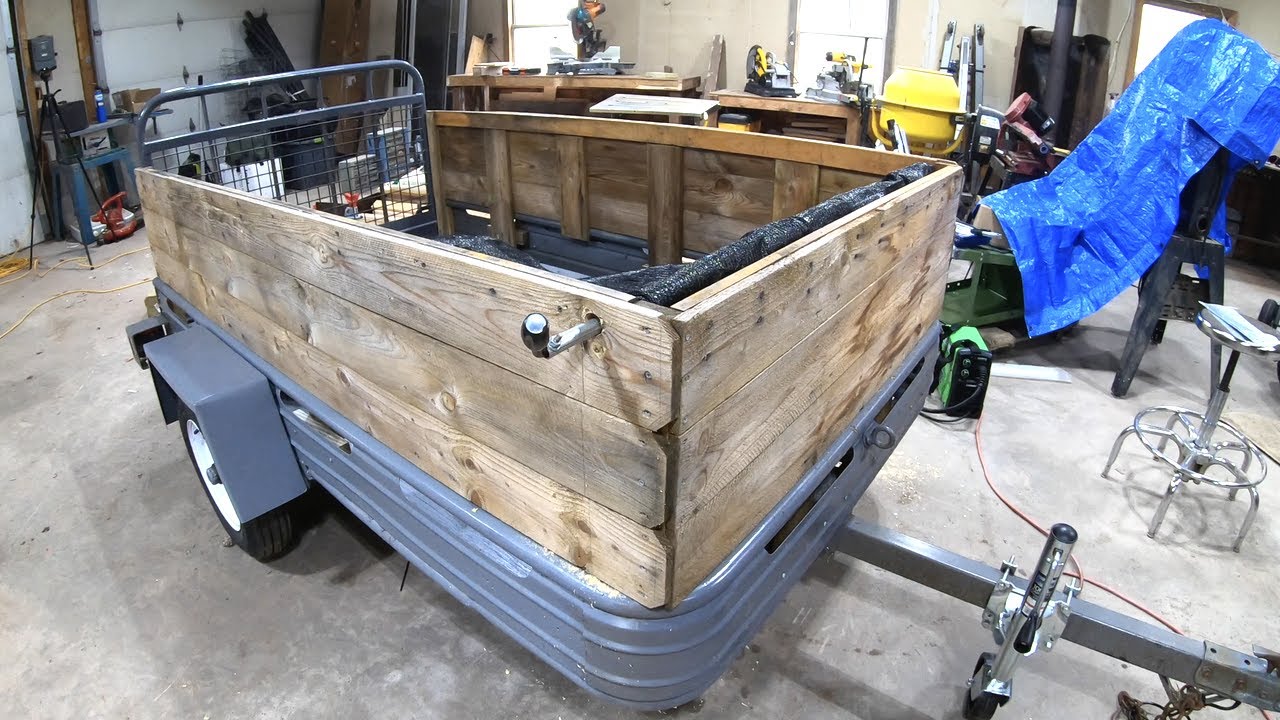 Fixing A Small Trailer and Making it More Useful - Hand Crank Tarp ...