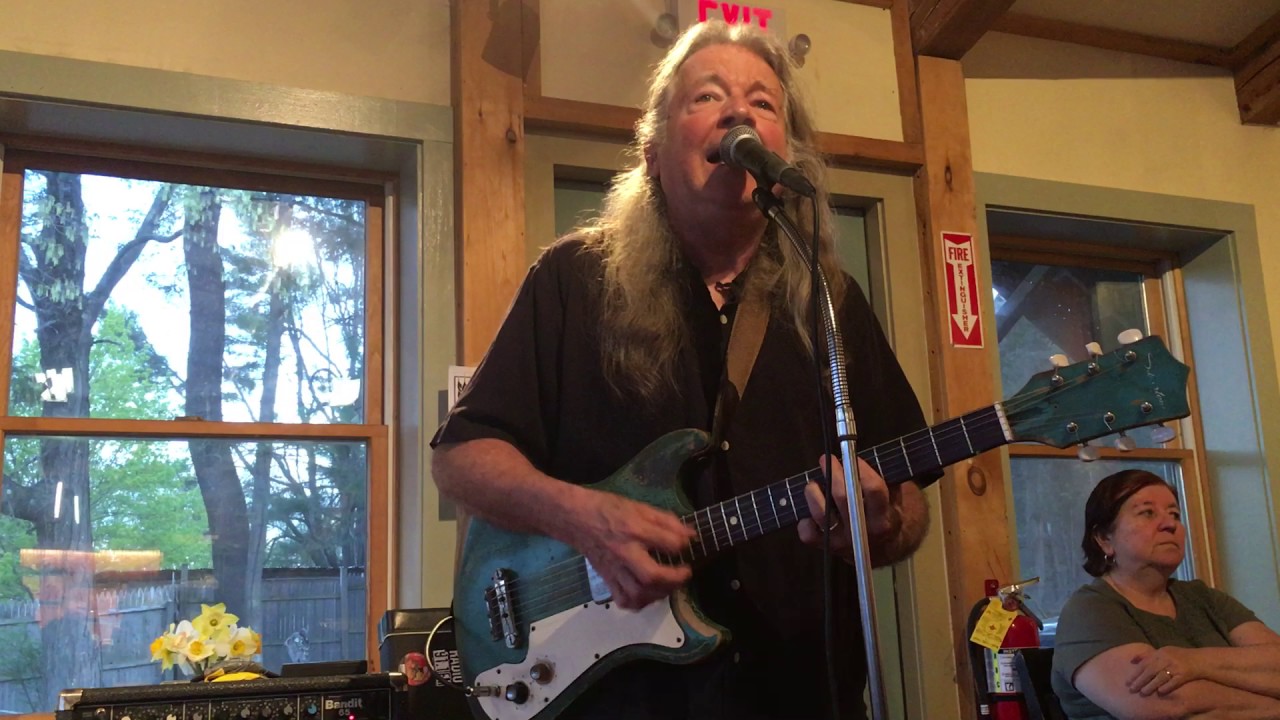 "Monkey in a Convent" performed live by Ray Mason, 2017-04-29, Bread Euphoria - YouTube