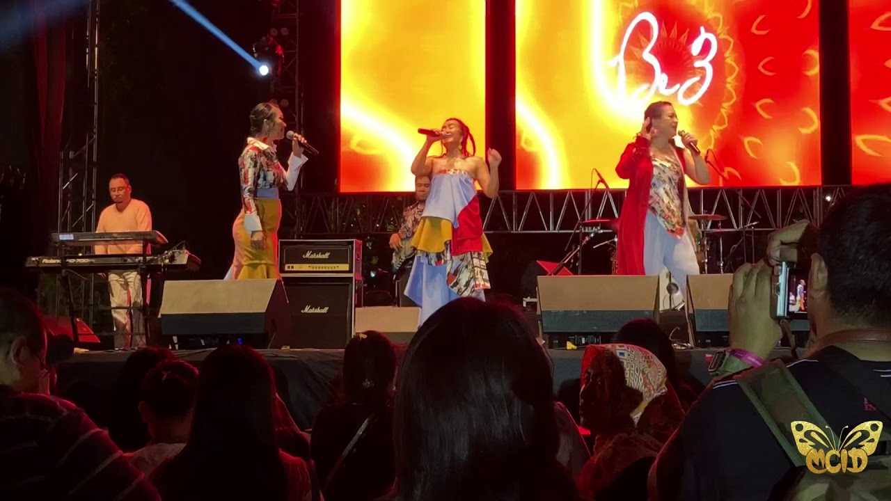 AB Three (Be3) - Bicaralah/Ayaya/Lagi Lagi at 90s Fest - YouTube