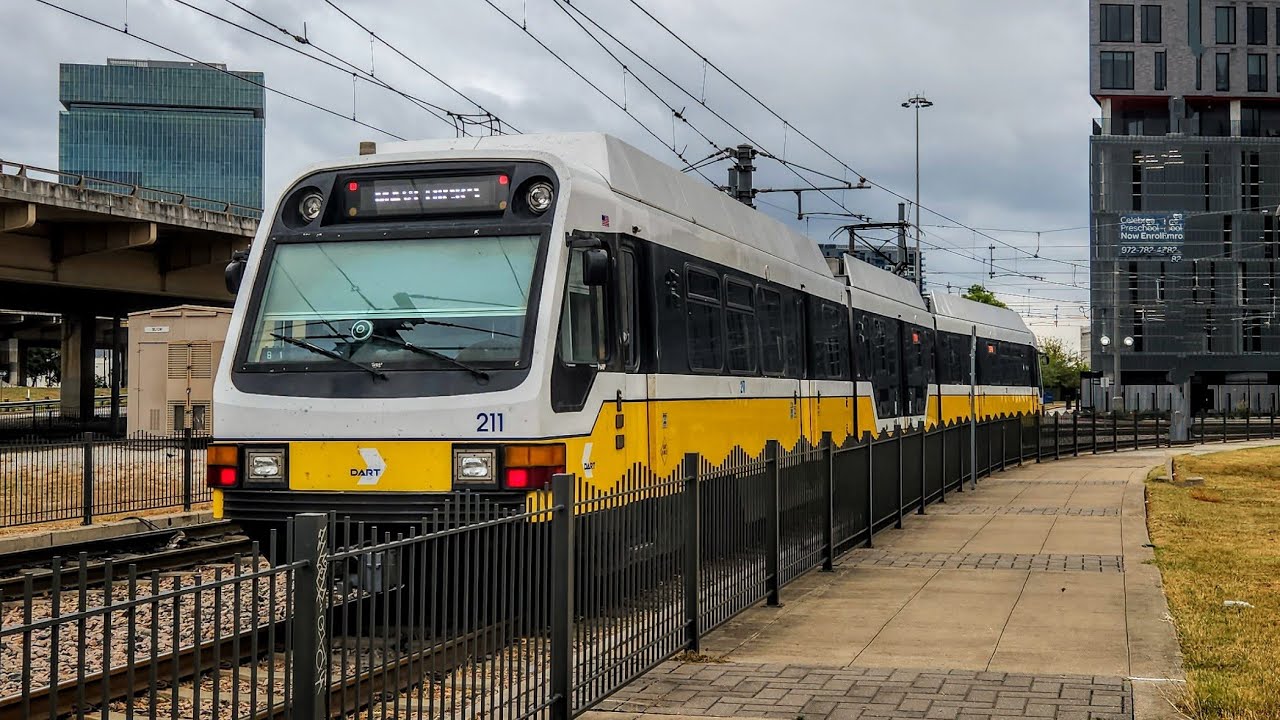 DART Trains at Pearl Junction (Downtown Dallas) 11/2/24 - YouTube