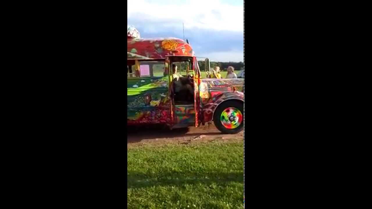 THE FURTHER BUS AT YASGURS FARM Woodstock Reunion 2014 - YouTube
