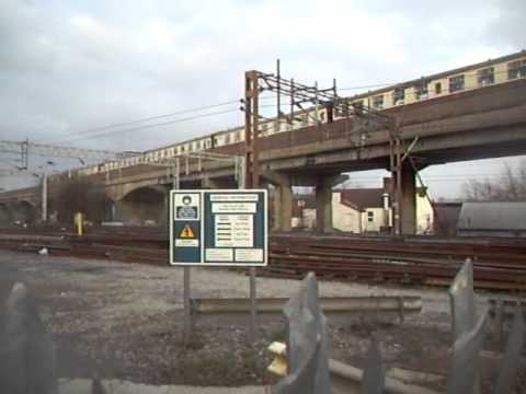 concrete cow bletchley flyover 21/1/12 - YouTube