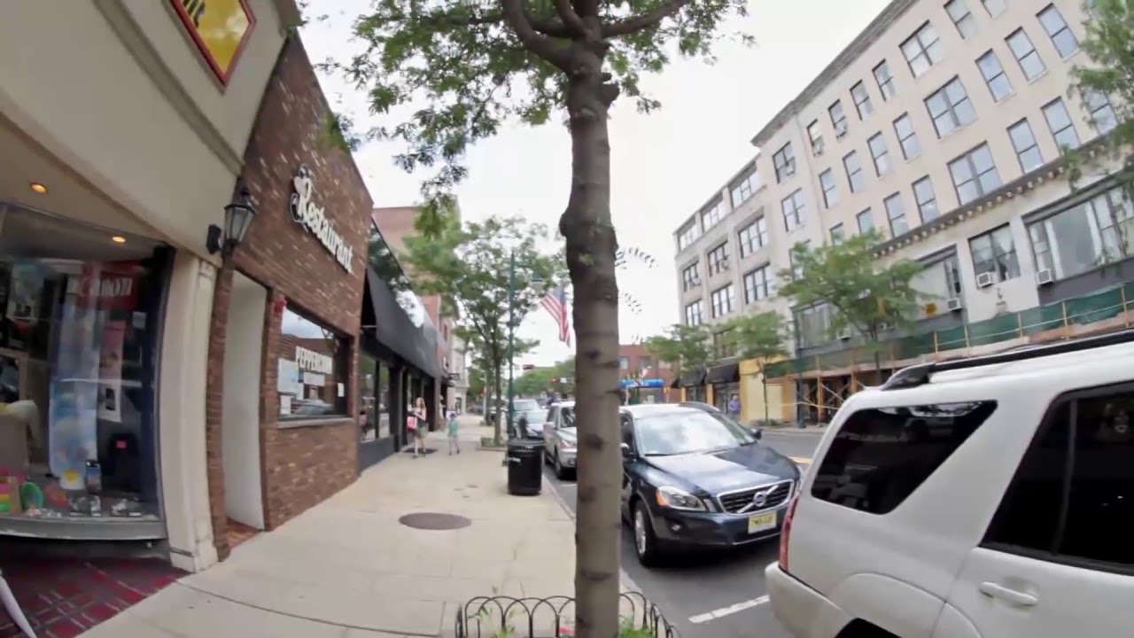 LENS DISTORTION - Nuke - YouTube