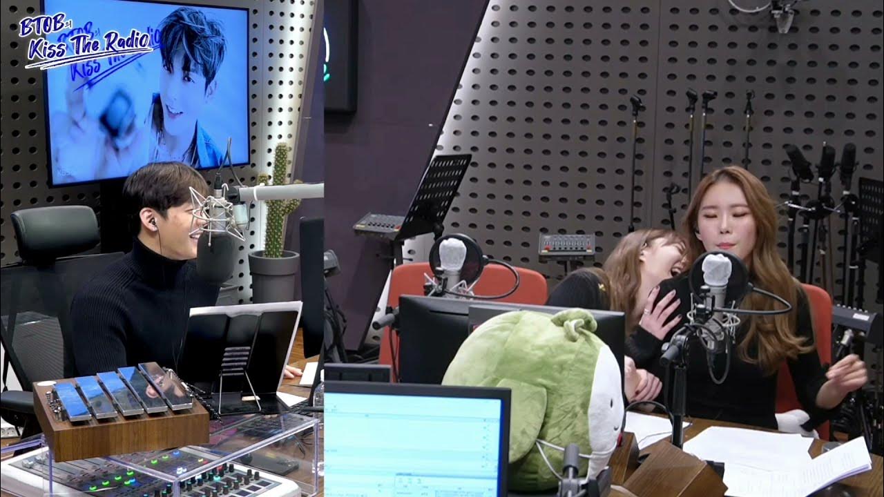 Weeekly comedic vocal duo, Monday & Soeun - YouTube