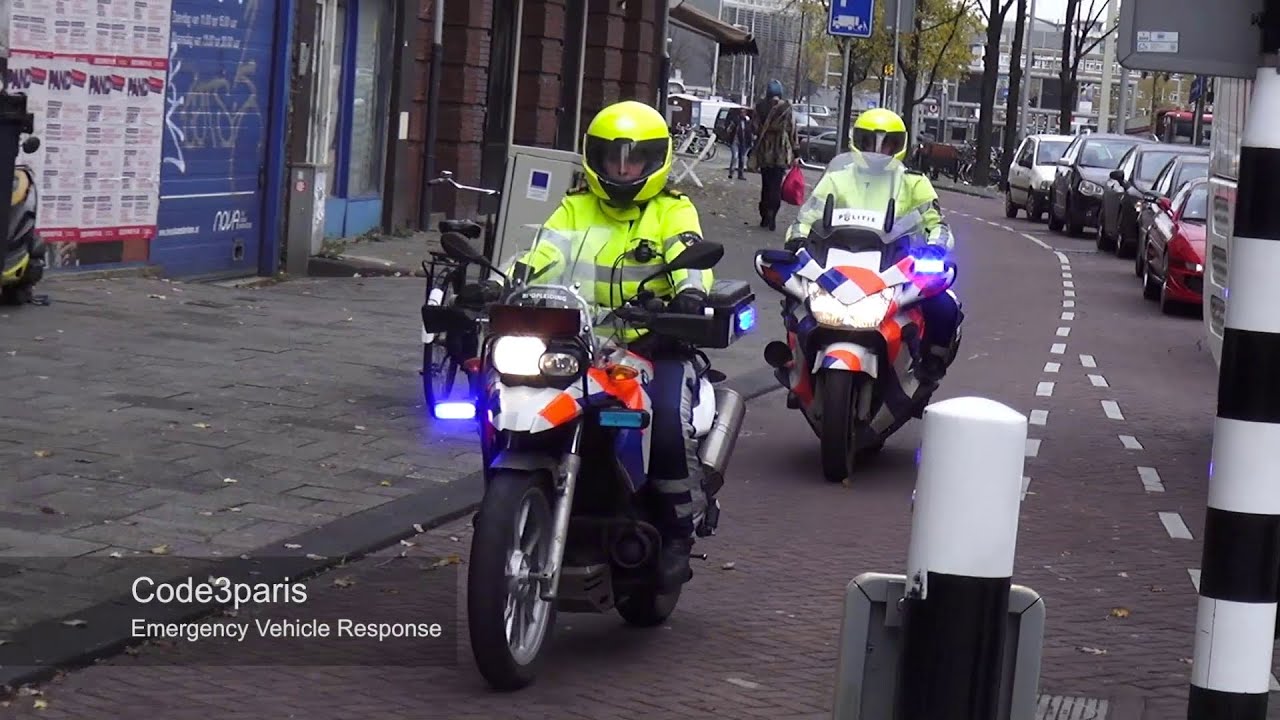 Rijopleiding: Twee Politie Amsterdam Motorfietsen Prio 1 // Amsterdam ...