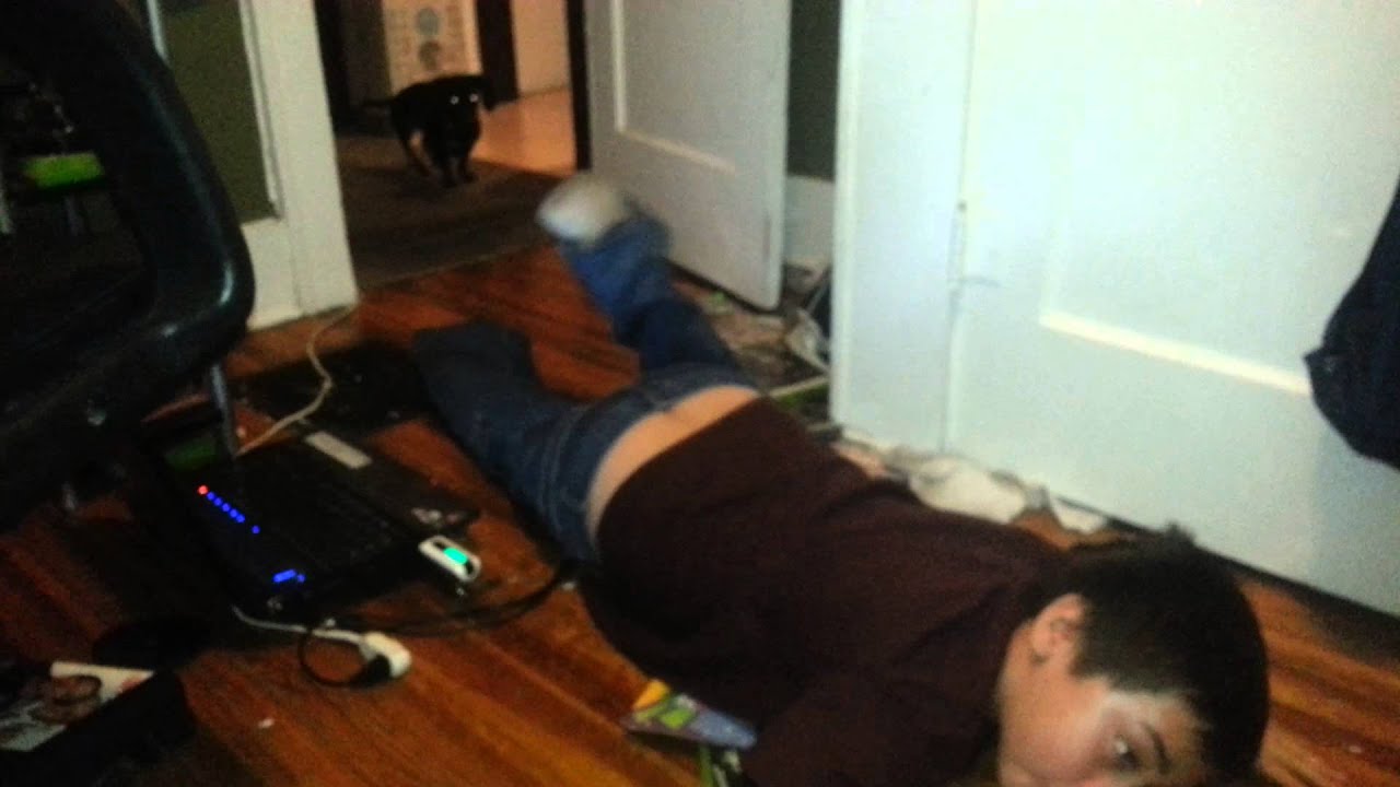 Kid zombie fart - YouTube