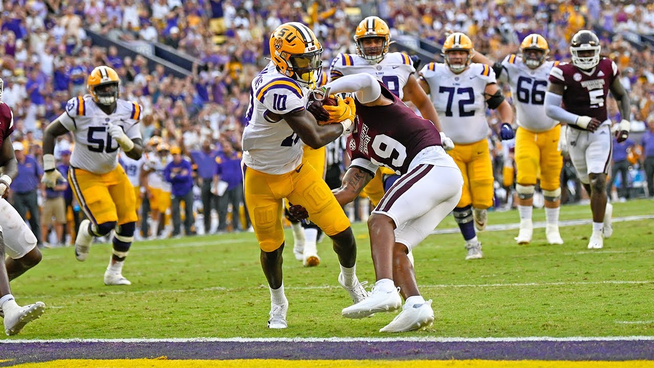 LSU WR Jaray Jenkins is Jena’s Giant - YouTube