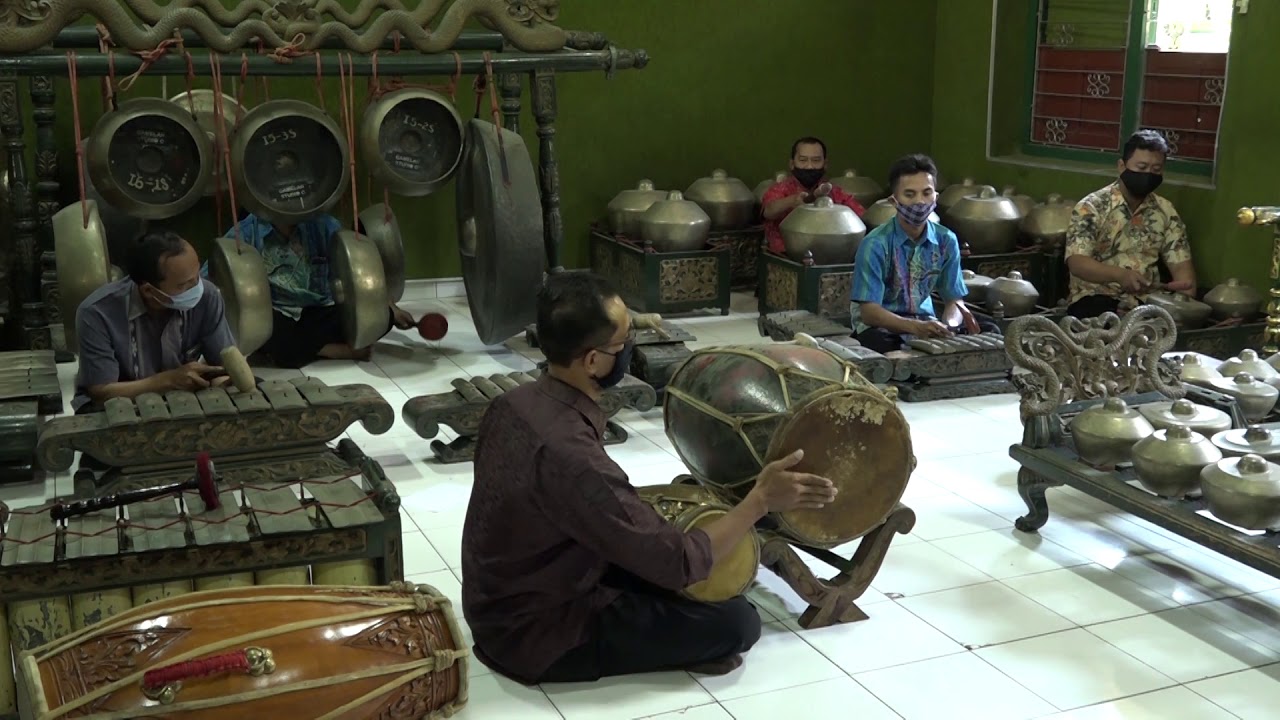 Kenong kethuk kempul dan gong gd gangsaran - YouTube