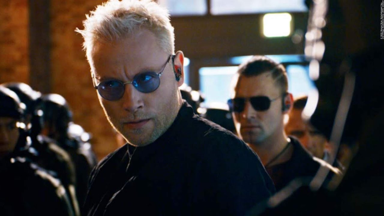 Max Riemelt über die Dreharbeiten von „Matrix Resurrections“ - YouTube