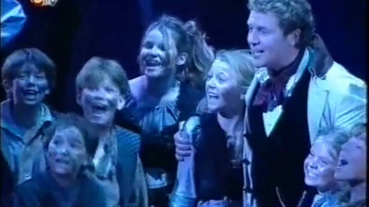 Teamwork - Chitty Chitty Bang Bang - YouTube