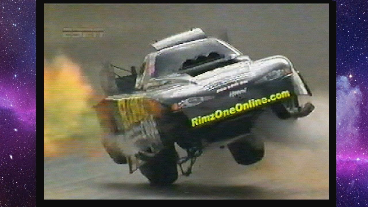 2010 JEFF DIEHL NHRA FUNNY CAR CRASH AT CHICAGO! - YouTube