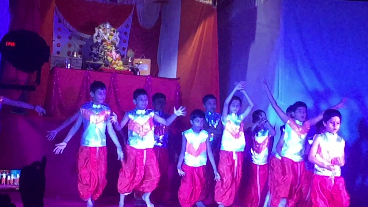 Hanuman Chalisa Performance Bal Kalakar - YouTube