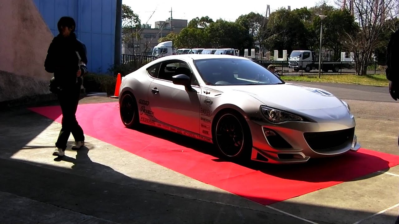 トヨタ86 マフラー音 R Magicマフラー - YouTube