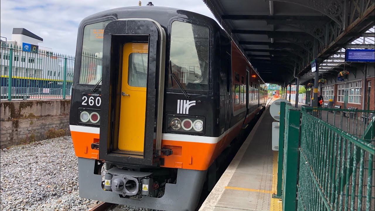 *Arrow Livery* Iarnród Éireann | IÉ2600 Class DMU (2601) | Cork Kent ...