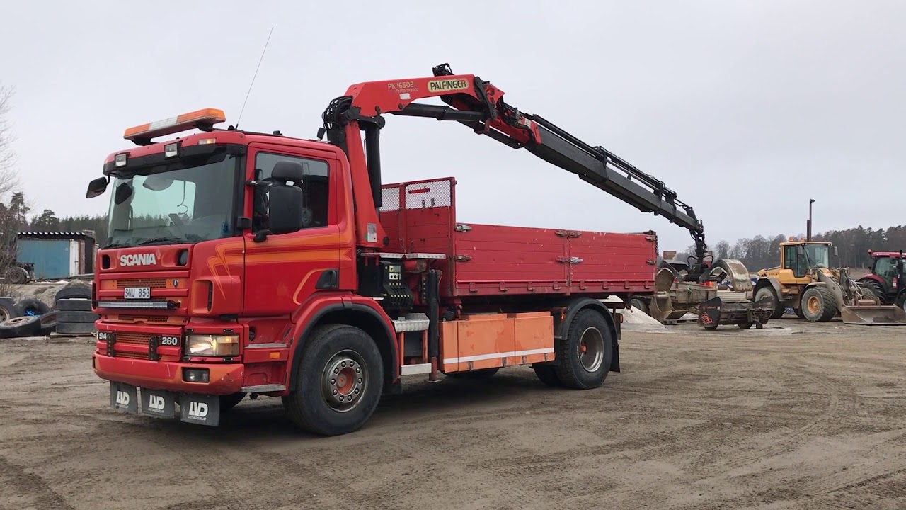 Scania Lastbil med tippflak och kran Klaravik - YouTube
