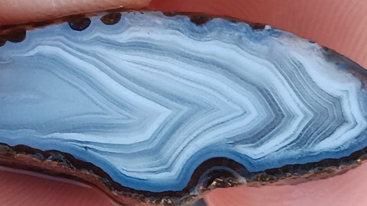 @AZFortificationAgates Cuts Some AZ Blue Fortification Agates - YouTube