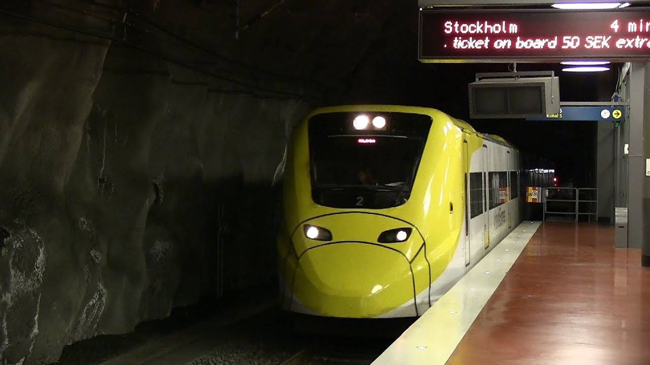 Arlanda Express X3 Tåg - YouTube