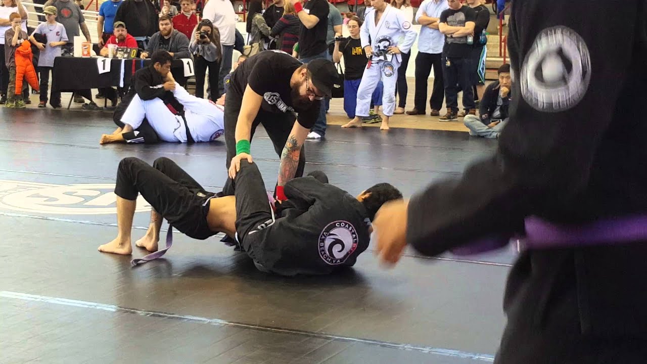 Deandre Corbe vs. Kelly Quinn. US Grappling. - YouTube