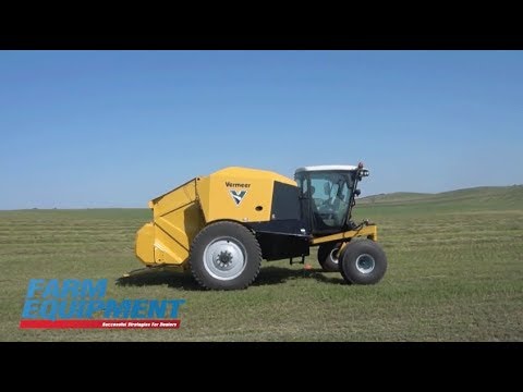 Vermeer Rolls Out First Self Propelled Baler - YouTube