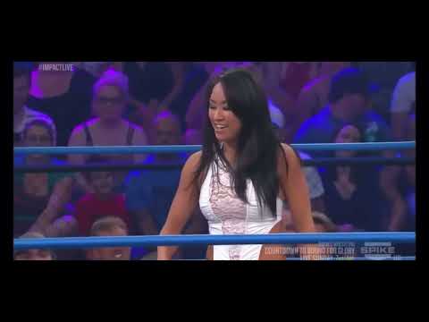 Gail Kim stinkfaces Brooke Tessmacher
