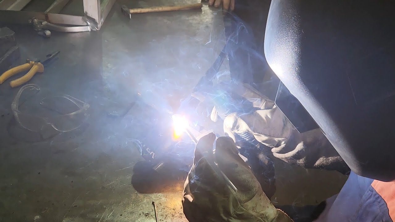 Aprilia Rs50 swap motor CR 250R parte 48 - Recuperando pistão derretido ...