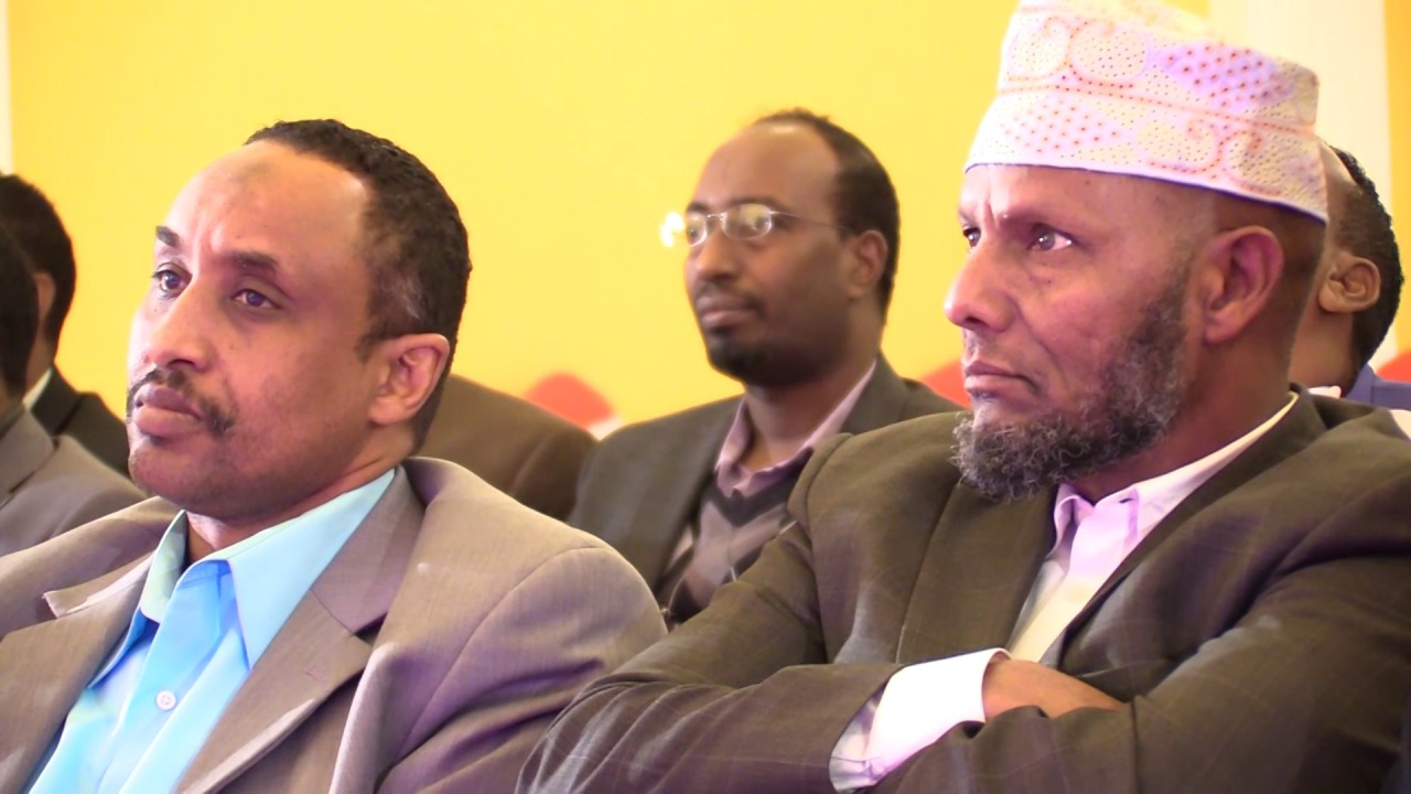 Soo Dhaweentii Xildhibaan Maxamed Jama Mursal Geele Minnesota - YouTube