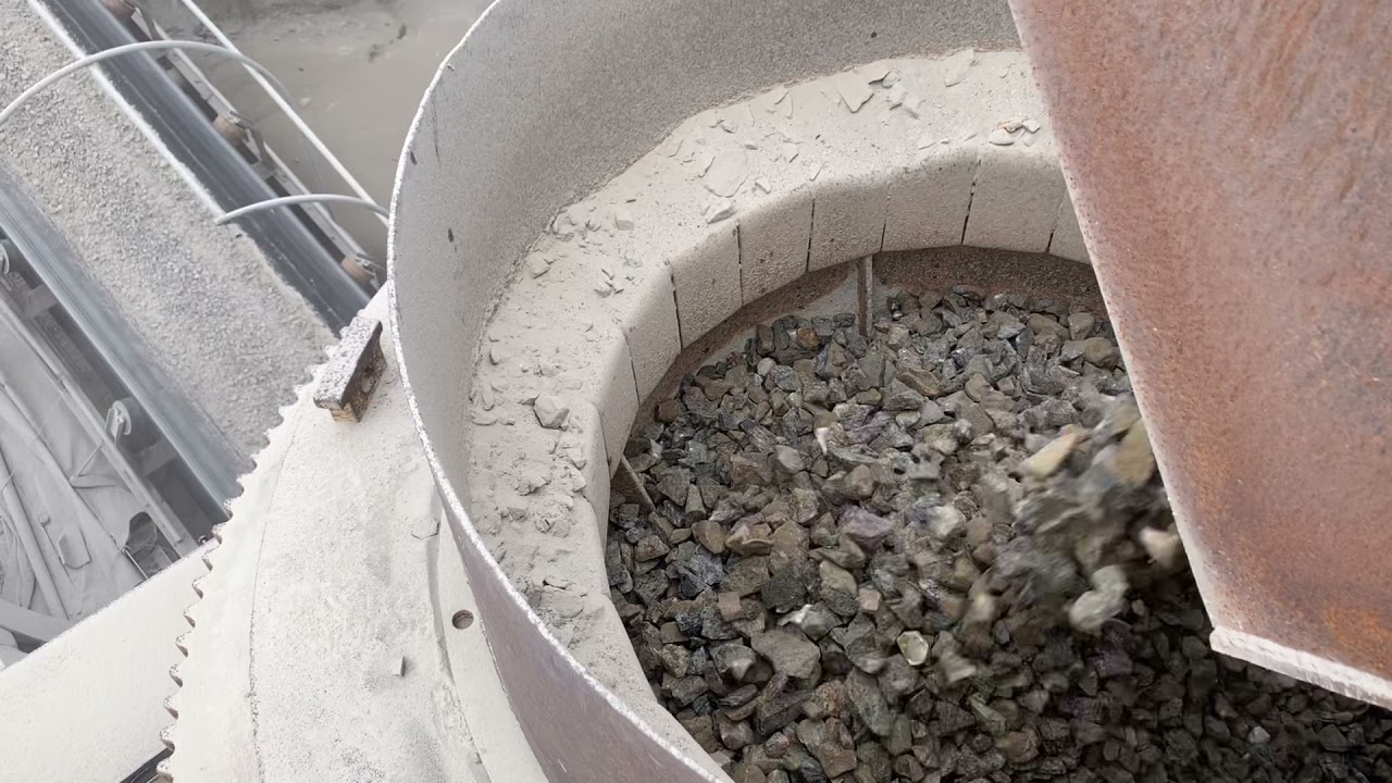 Super Fine Crushing Cone Crusher - YouTube