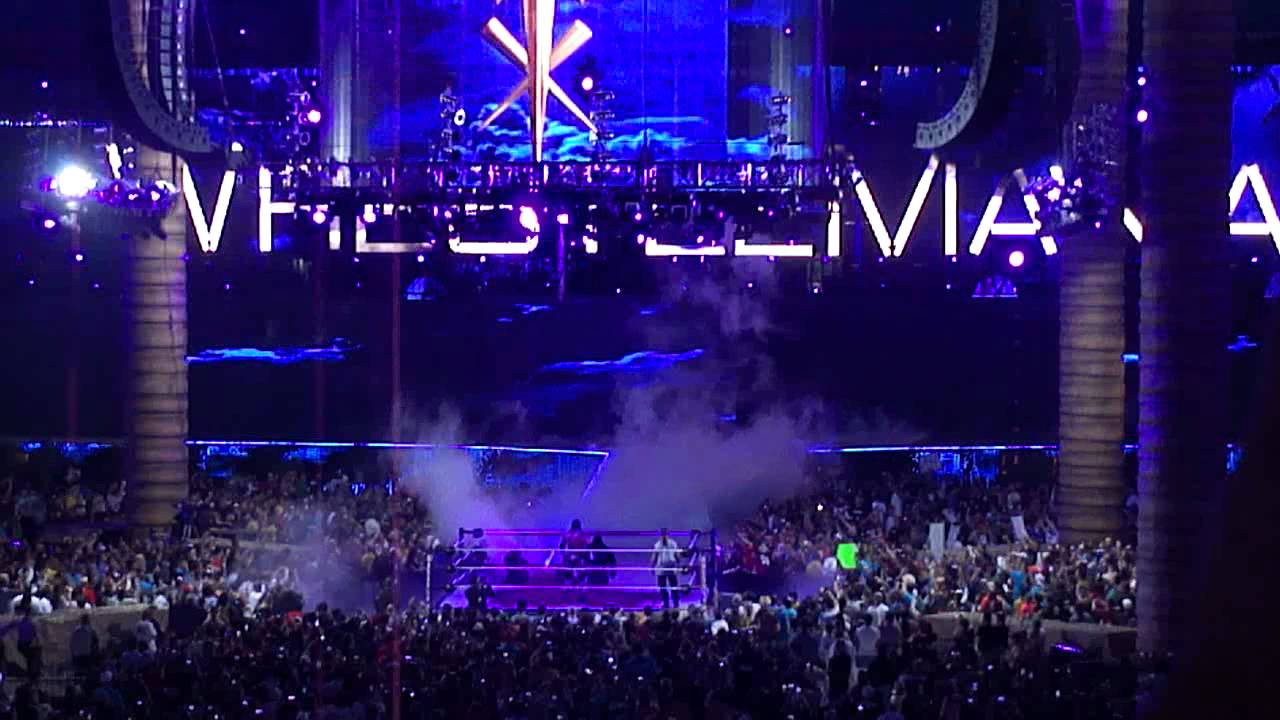 The Undertaker's entrance at Wrestlemania XXVIII - Sun Life Stadium ...