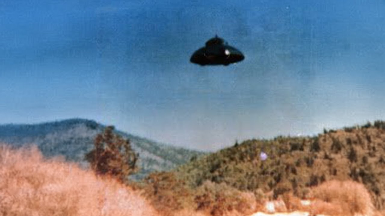 Disturbing UAP Sightings You Won't Believe - YouTube