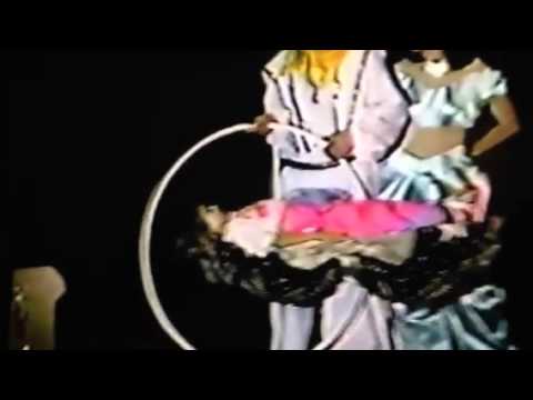 Aladdin Magic show levitation - YouTube