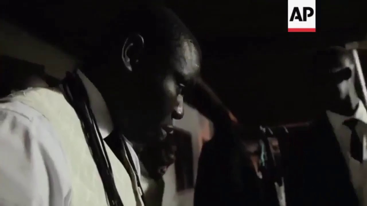 Negros bailando con ataúd video original versión original - YouTube