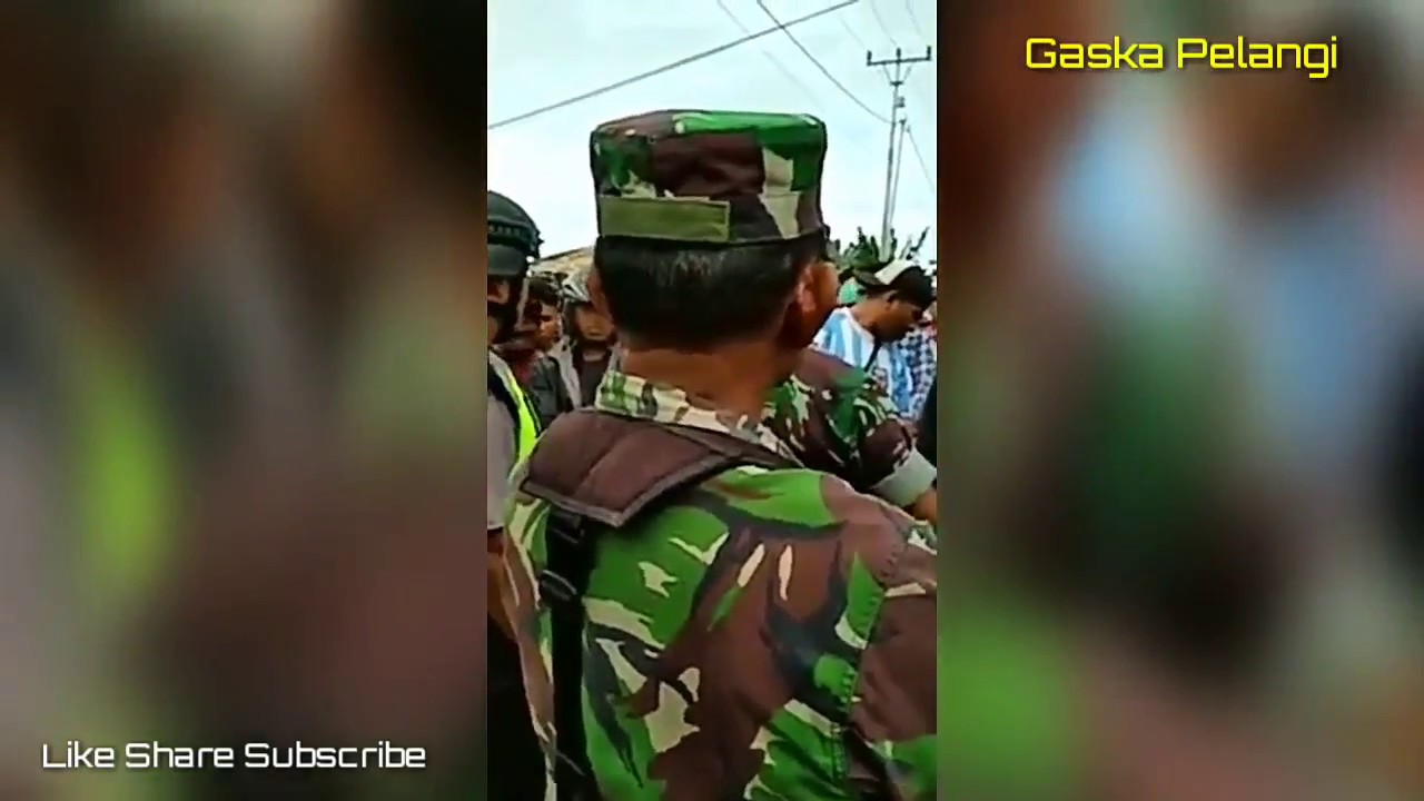 TNI DAN POLISI NGAMUK BERANTEM VS PREMAN AMBON - YouTube