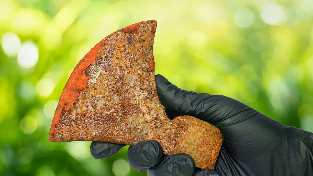 Extremely Rusted Axe Restoration | Astonishing Handle - YouTube