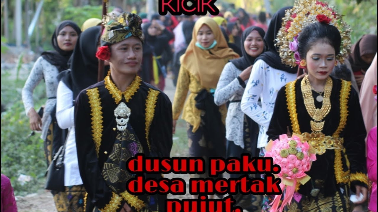 Viral merarik kicik di dusun paku desa mertak kecamatan pujut - YouTube