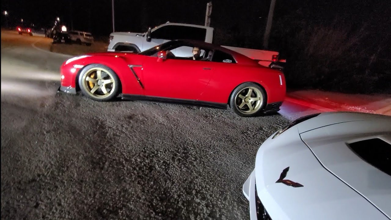 09 GTR R35 FBO E85 vs BMW M3 F80 Downpipes E85 - YouTube