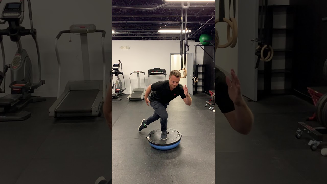 Single Leg 3-Way Reach on Bosu - YouTube