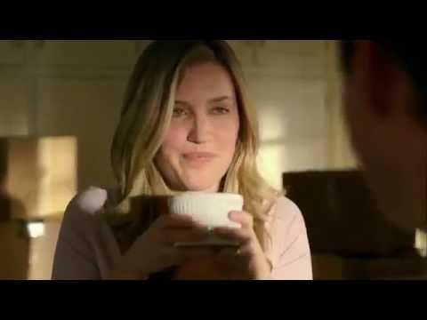 Folgers Classic Roast Coffee - TV Commercial, 'Moving In'