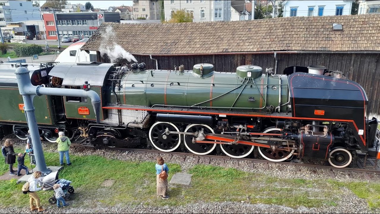 141 R 1244 Mikado - YouTube