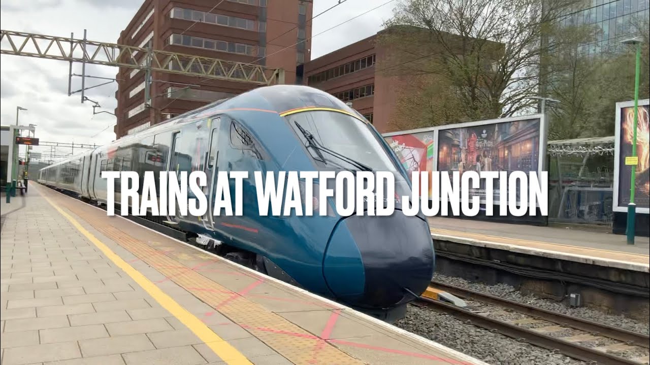 Trains at Watford Junction - YouTube