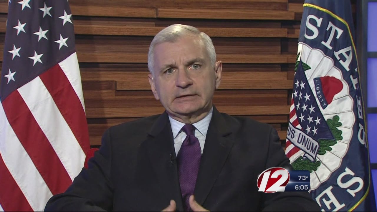 Jack Reed: US Now Faces A ‘Much More Diffuse Terrorist Threat’ - YouTube